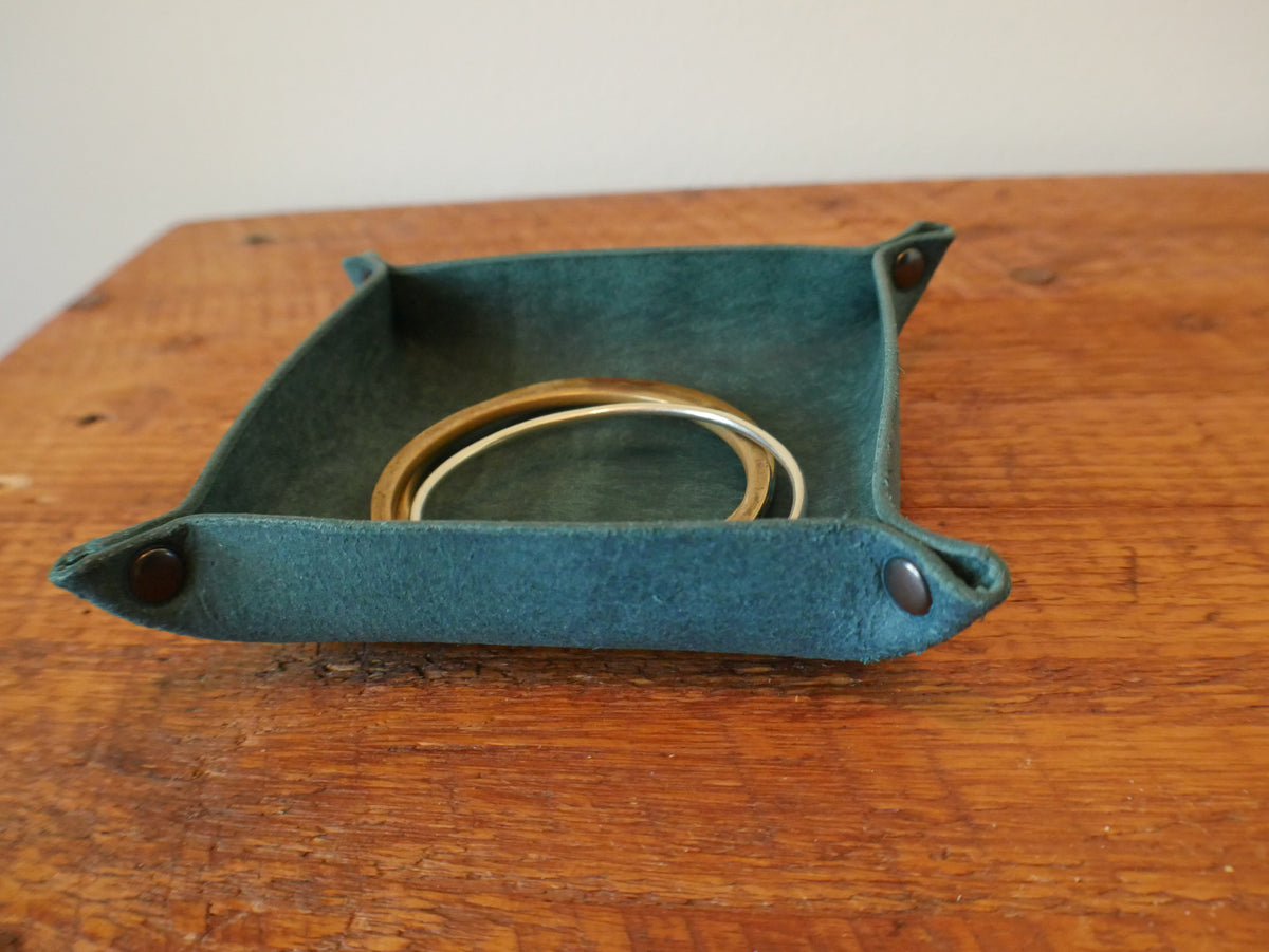 Coin Catcher - Violet – Akasha Leather